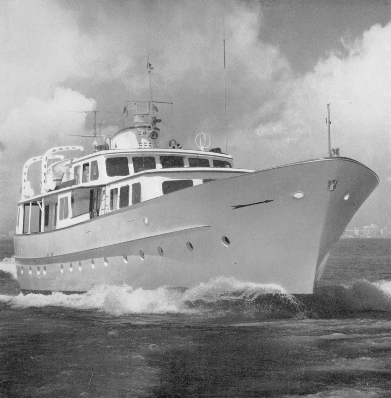 Feadship | The Highlander